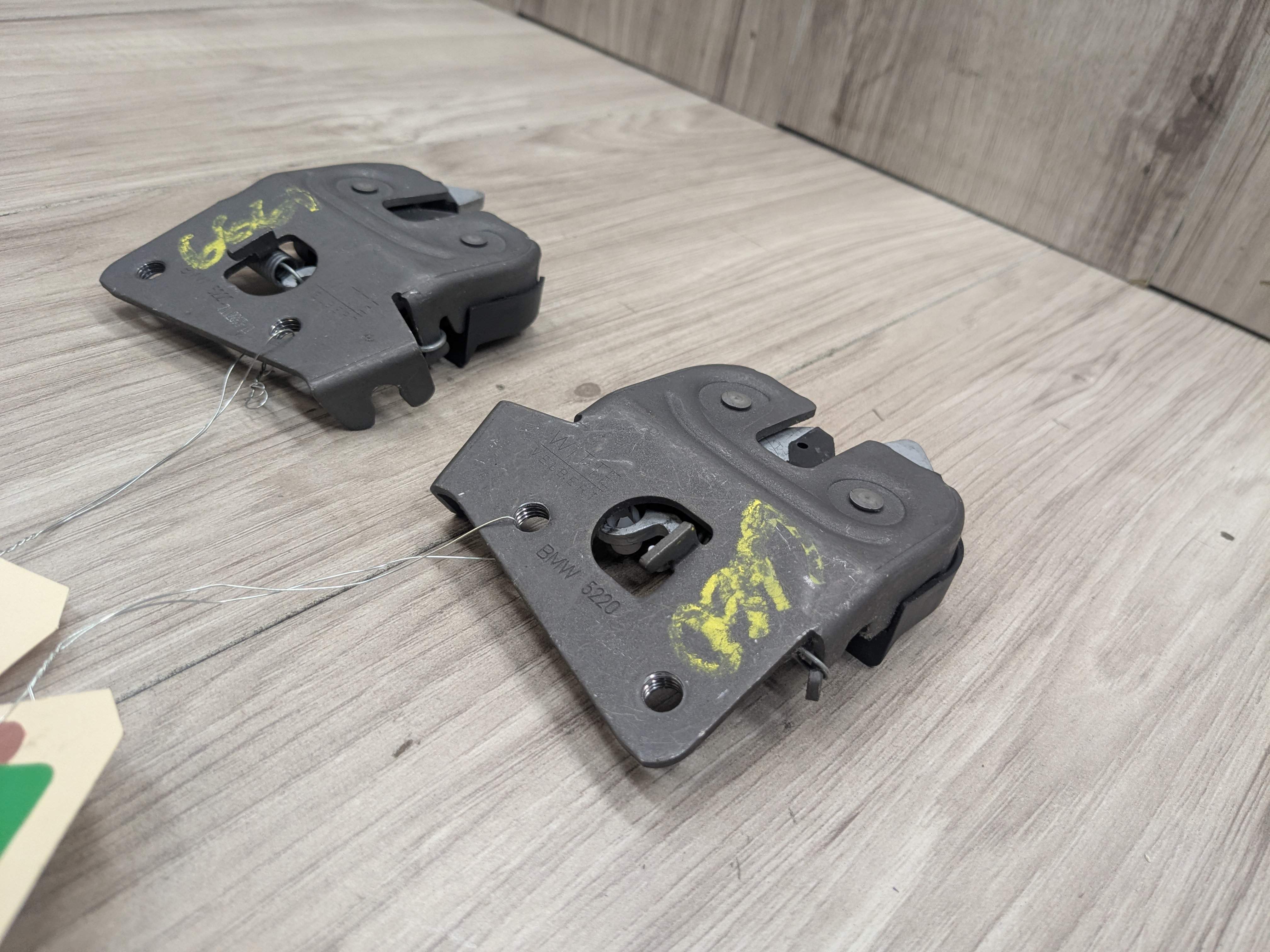 OEM BMW E60 E90 F10 F30 F44 F80 G20 G30 Rear Folding Seat Lock Latch R ...