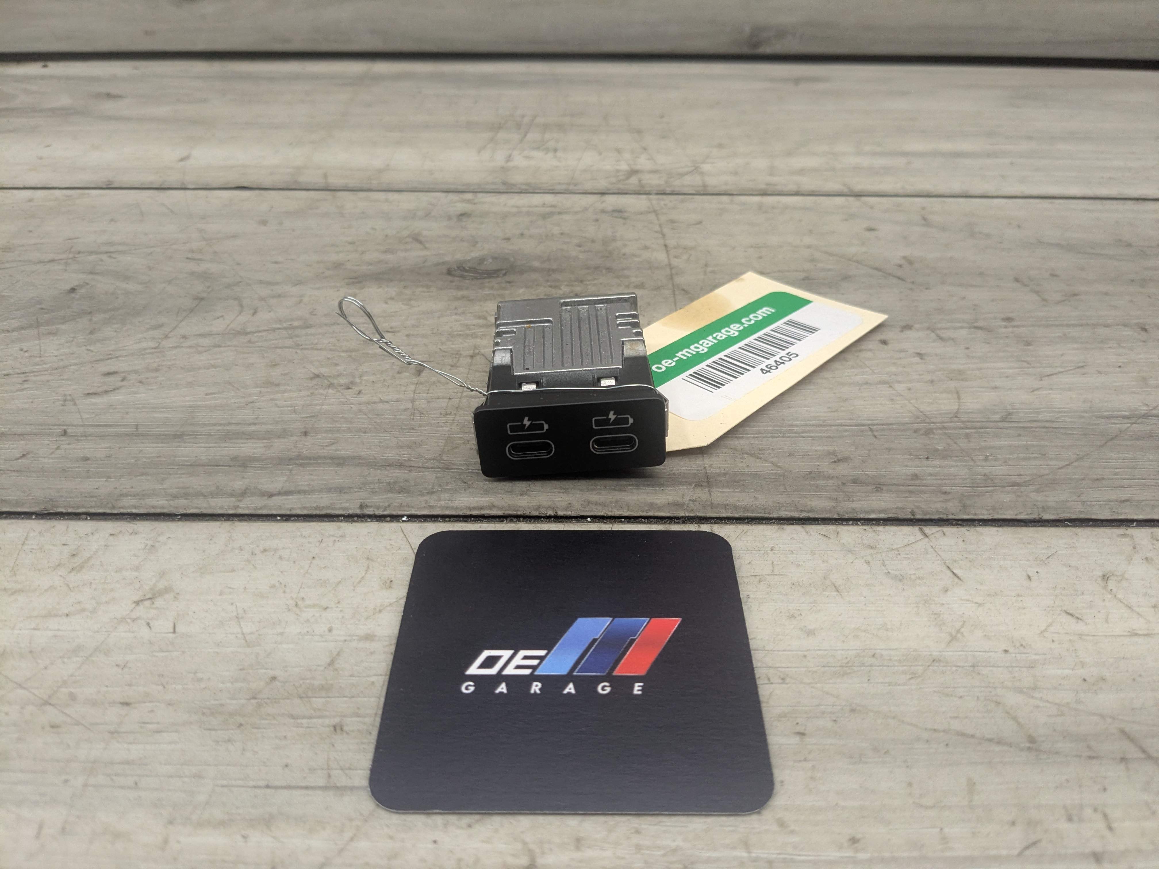 OEM BMW F48 F97 G01 G12 G20 G26 G30 USB Type C Socket Charger Port Con ...