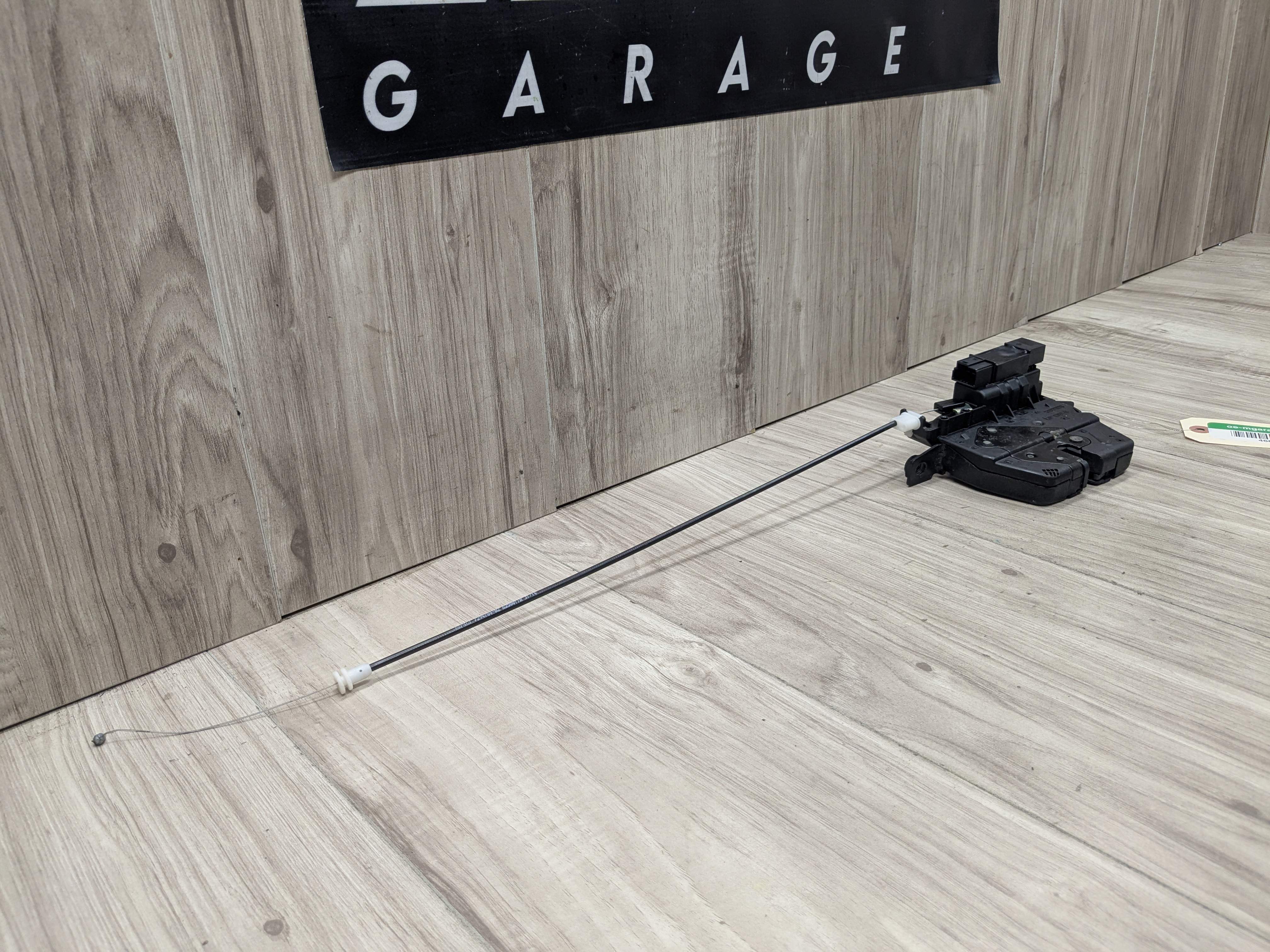 OEM BMW F01 F02 740 750 760 Trunk Lid Tailgate Hatch Lock Latch Actuat ...