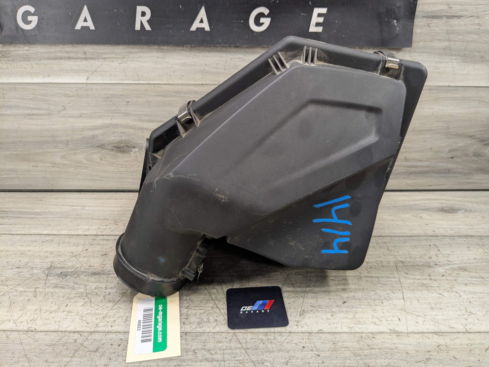OEM BMW G20 G22 G23 G26 330 430 Engine B46 AirBox Air Box Filter Clean ...
