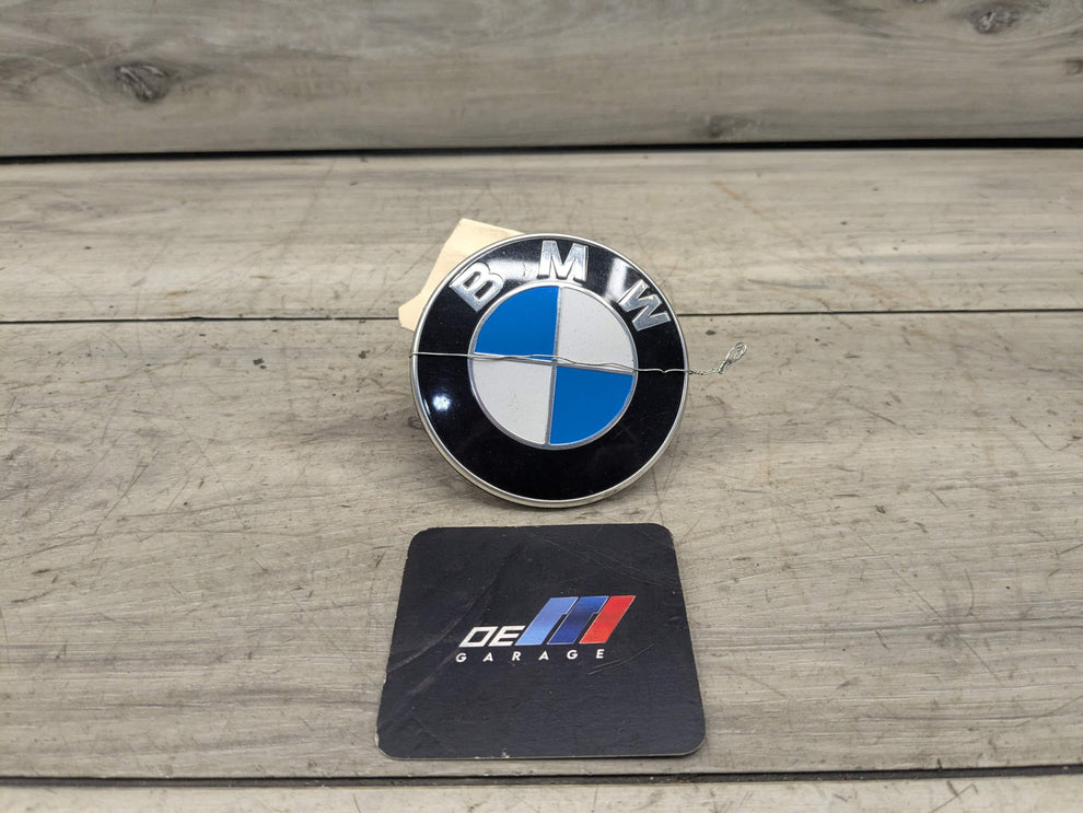 OEM BMW E90 F02 F22 F30 F32 F36 F80 F87 M3 M4 Rear Trunk Lid Round Emb ...