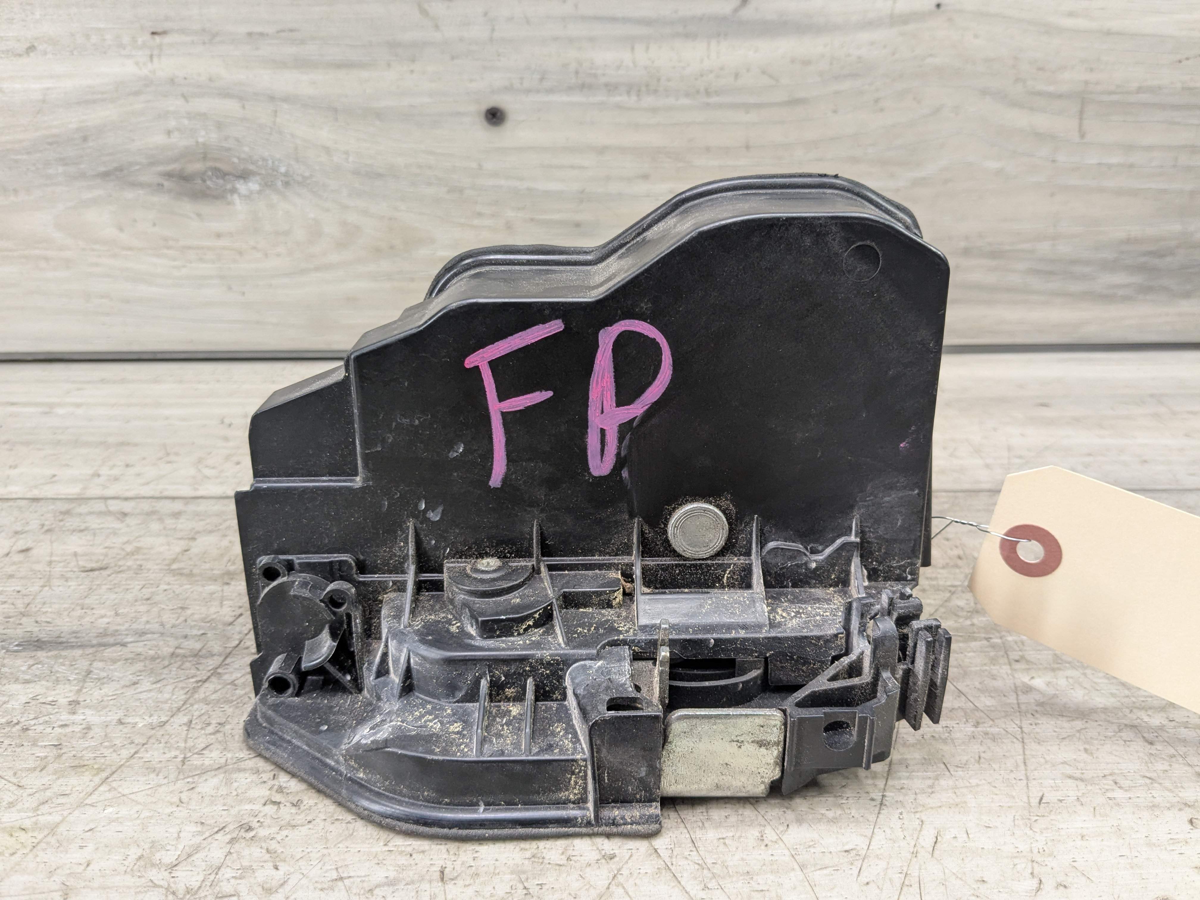 OEM BMW E82 E90 F22 F30 F80 F82 FRONT Right Passenger Door Lock Latch ...