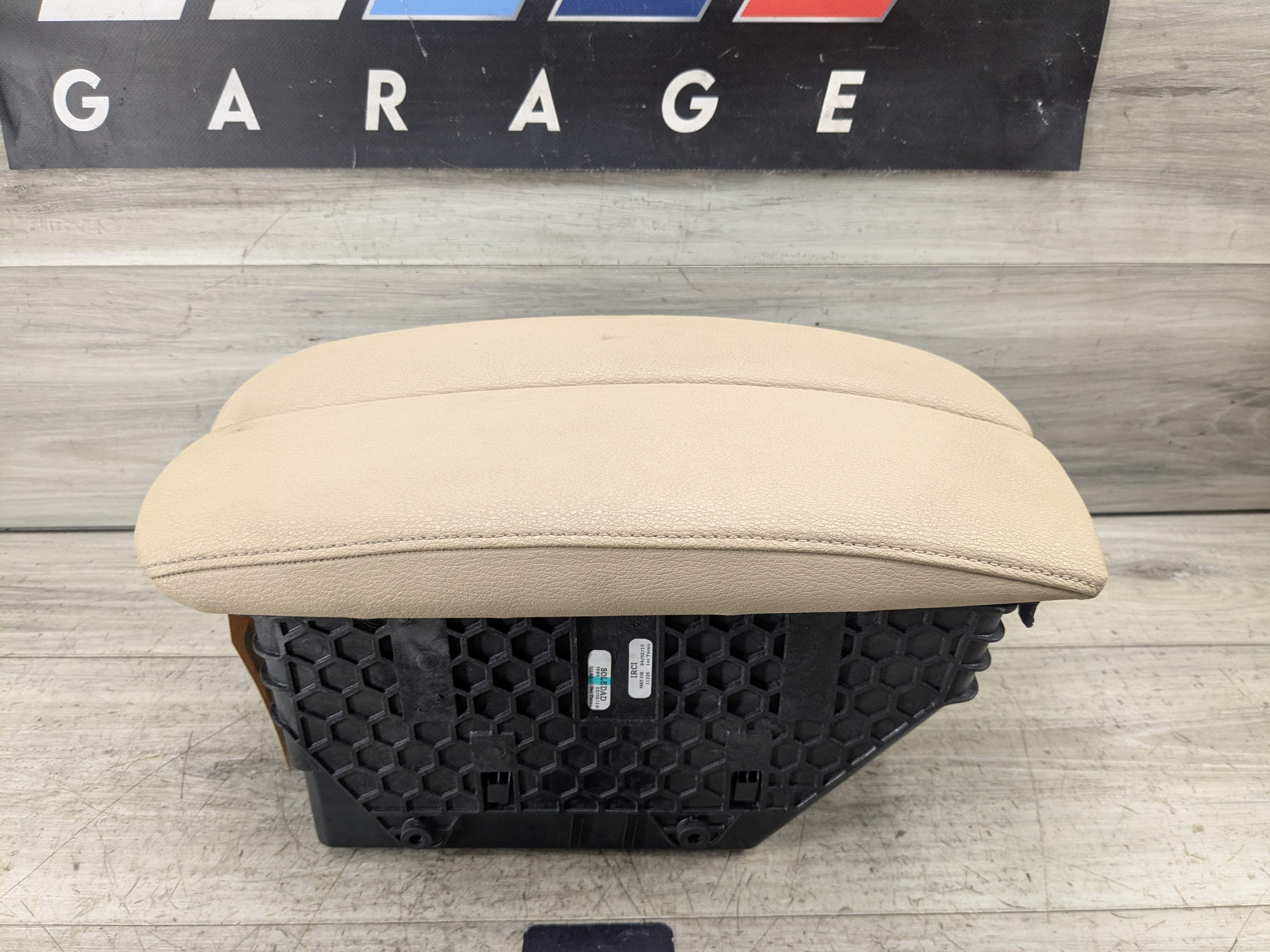 OEM BMW E70 E71 X5 X6 Front Center Console Storage Compartment Arm Res ...