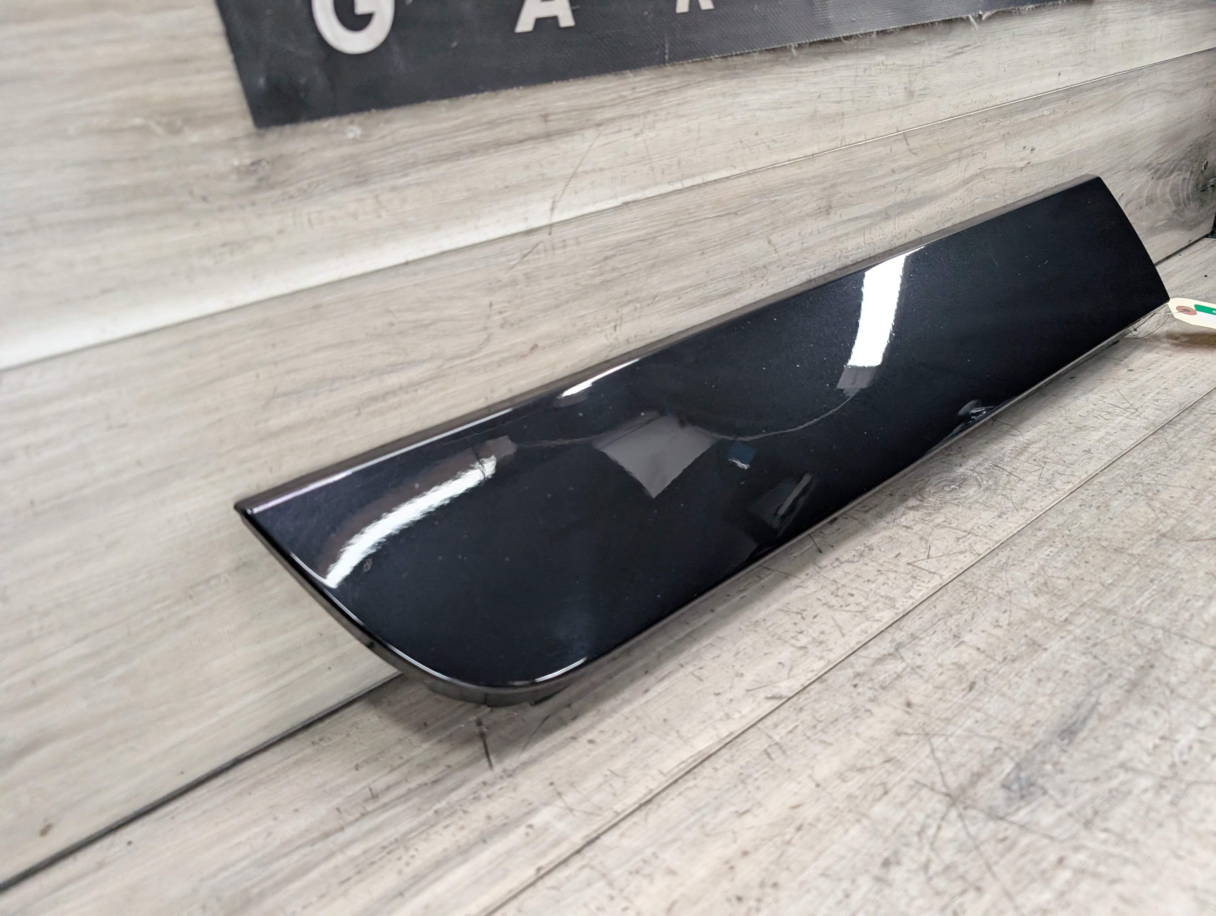 OEM BMW F25 F26 X3 X4 Front Right Passenger Door Lower Molding Blade T ...