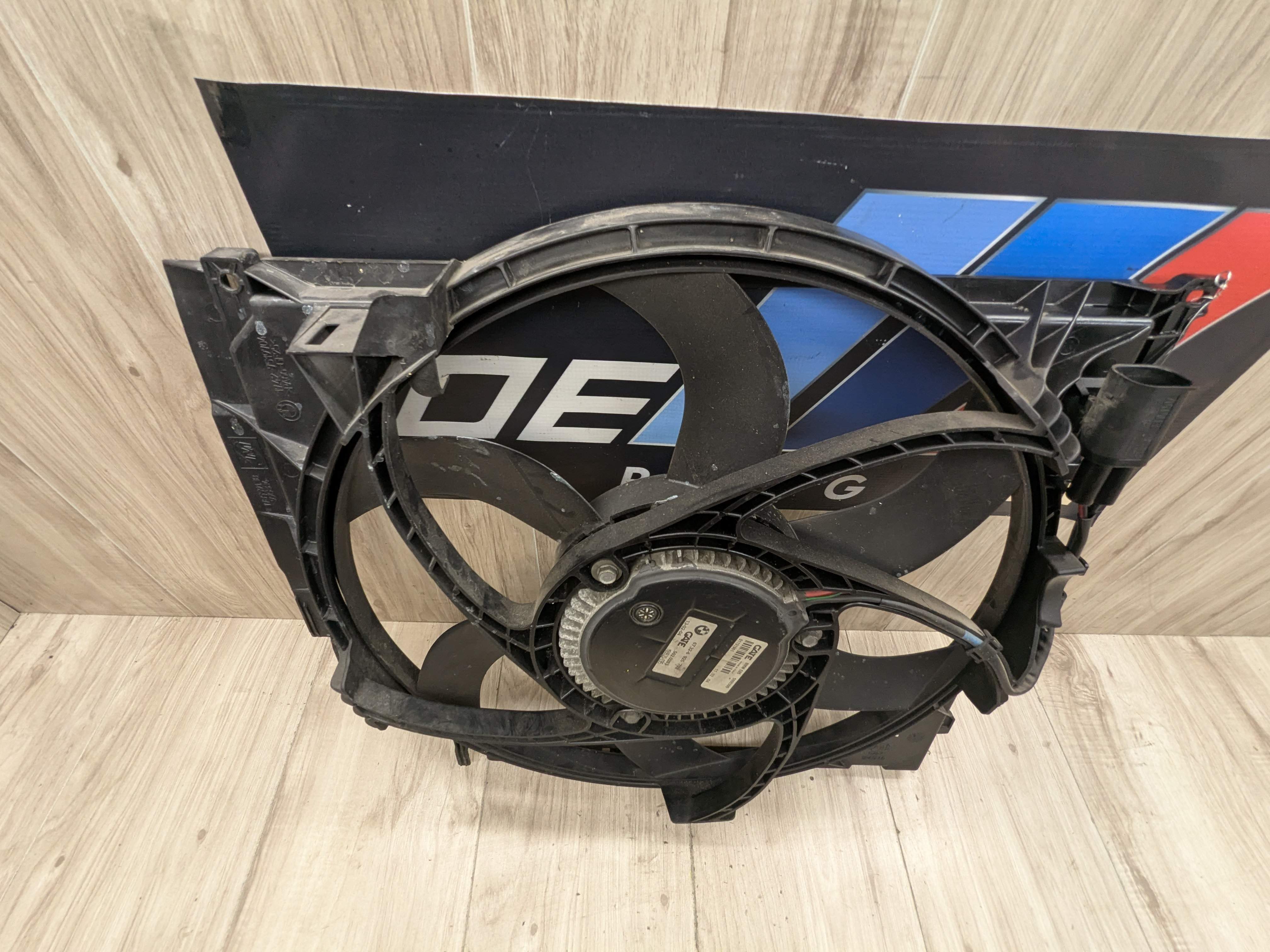 03-08 OEM BMW E85 E86 Z4 Engine M54 N52 Radiator Cooling Fan Shroud 40 ...