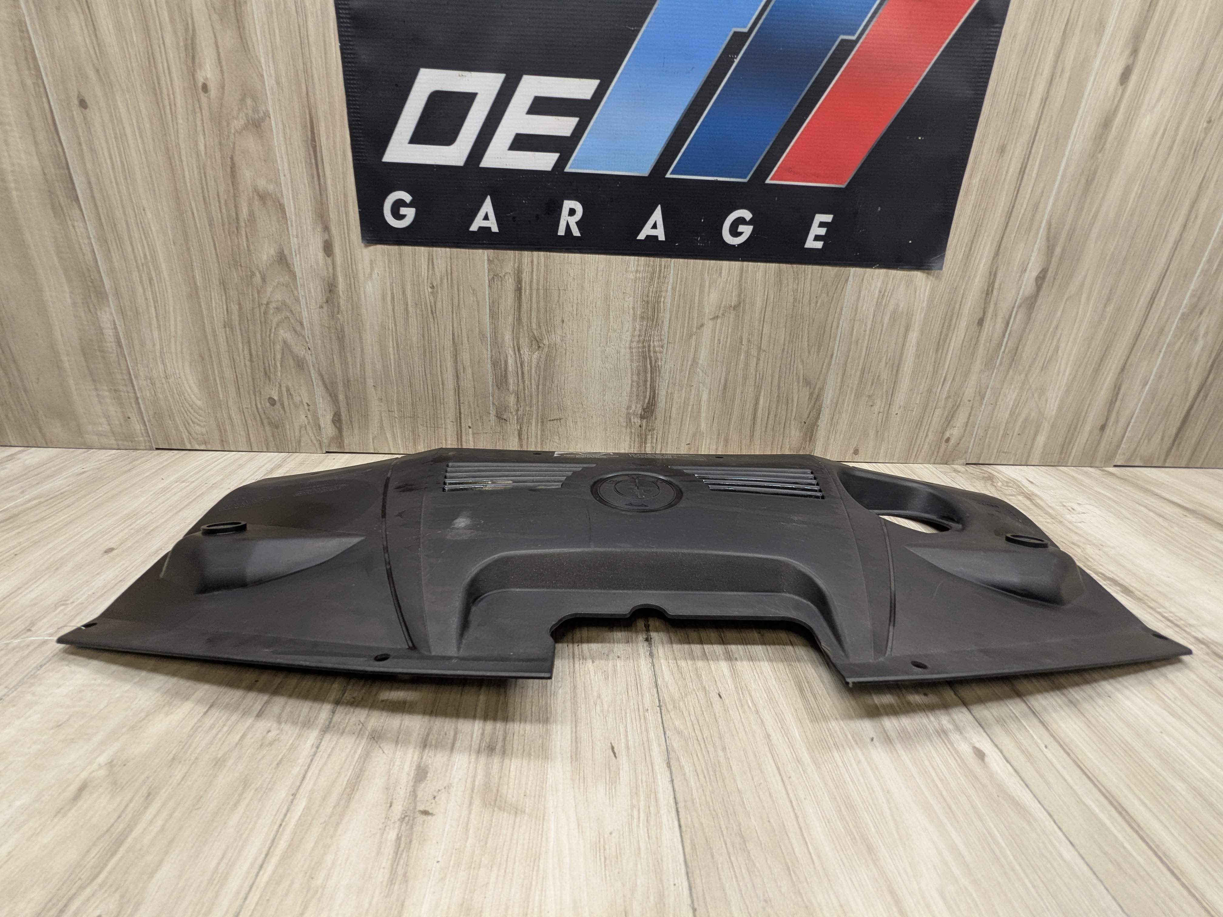 OEM BMW E85 E86 Z4 Engine M54 N52 S54 Motor Radiator Air Intake Top Co ...